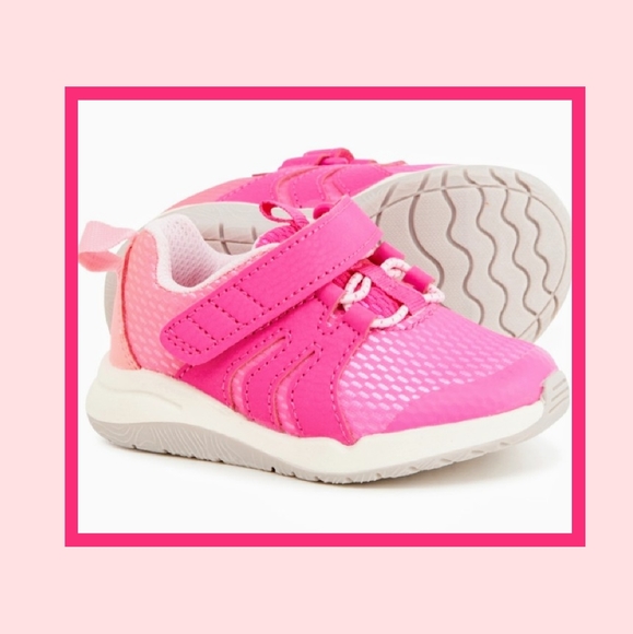 Stride Rite | Shoes | Stride Rite Little Girls Munchkin Sneakers | Poshmark